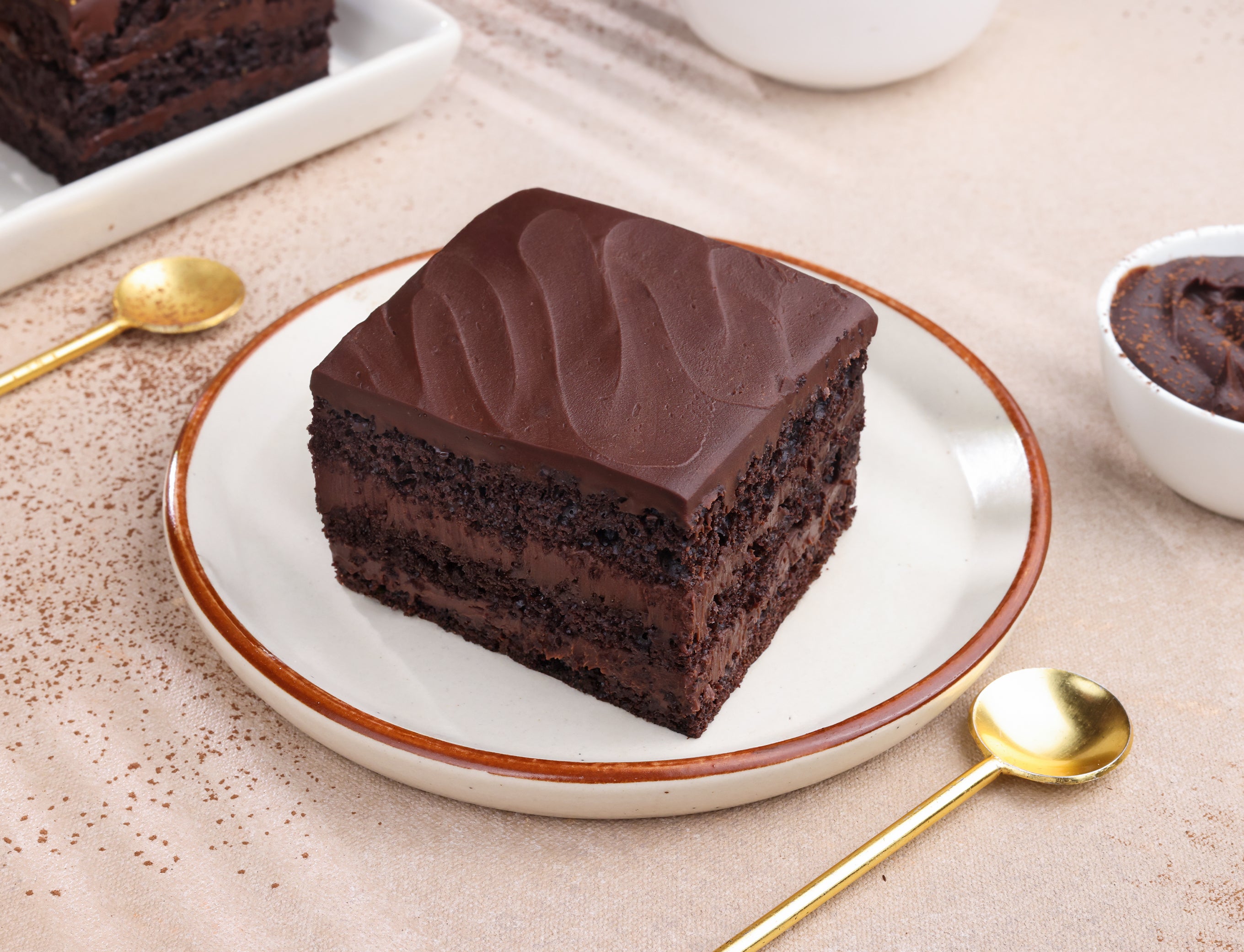 Ferrero Rocher Pastry – Cakeinzy
